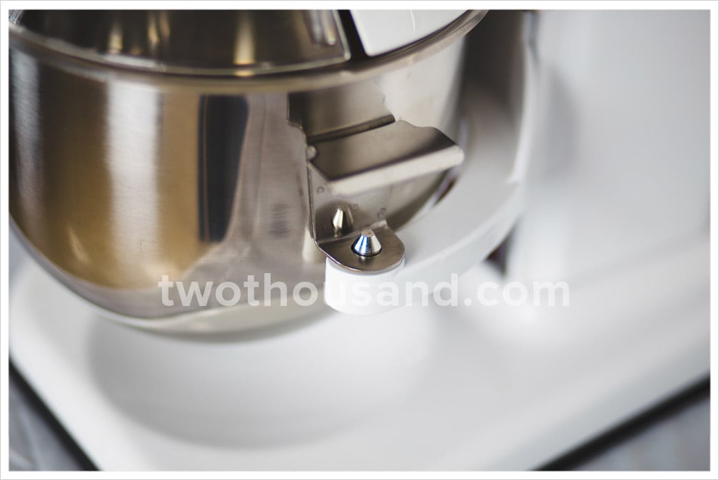 7L CE Digital Countertop Stand Food Mixer with 5 Speed B7